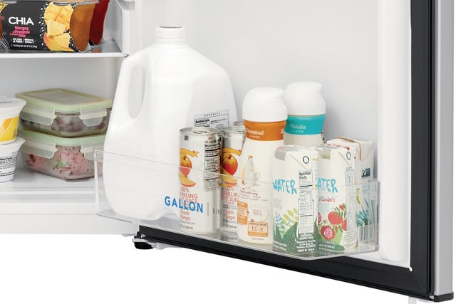 Frigidaire FFPE4533UM 22 Inch Compact Refrigerator/Freezer with 4.5 cu ...