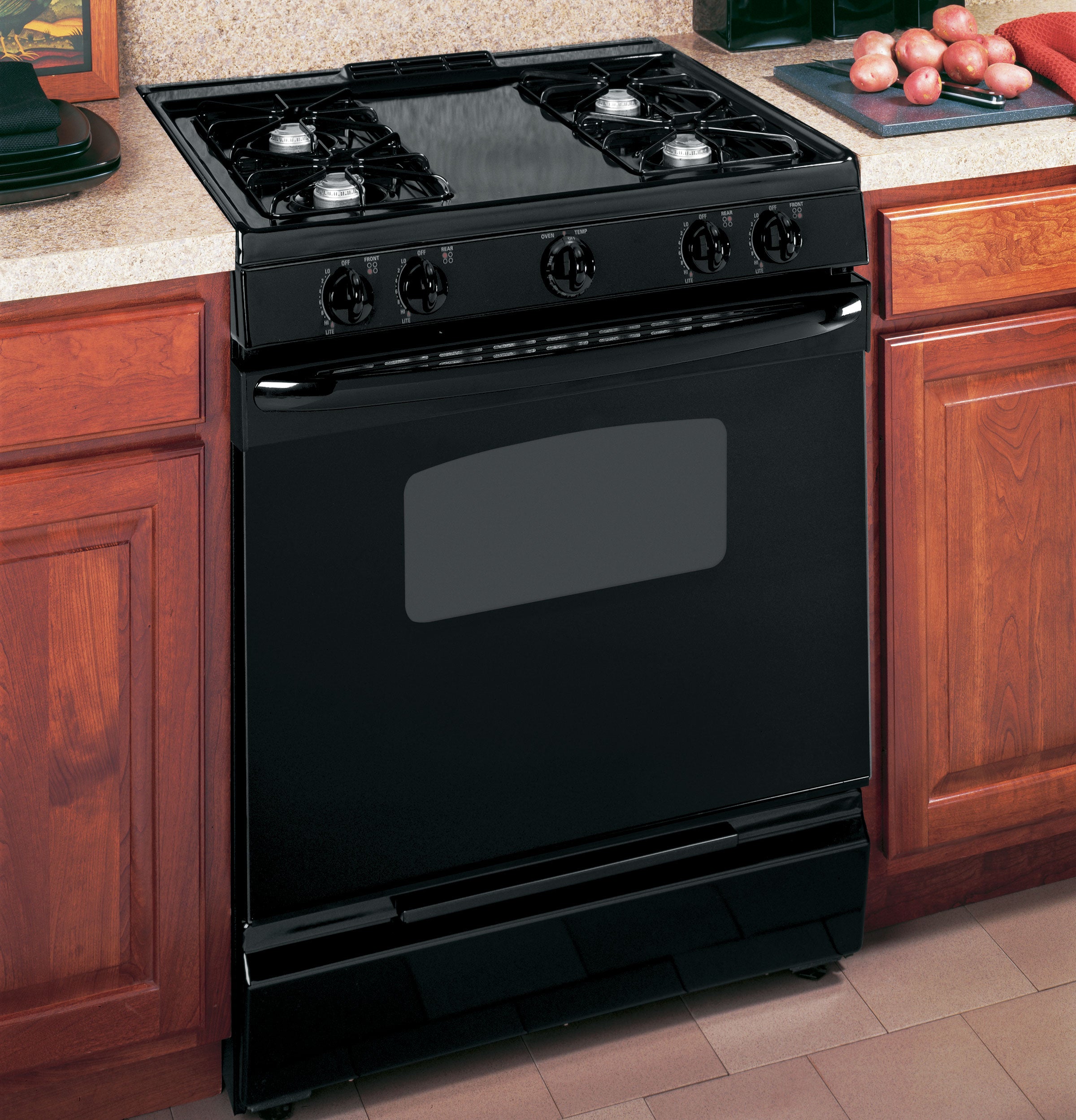 GE JGSS05DEMBB 30" Slide-In Gas Range with 4 Open Burners, 4.5 cu. ft ...