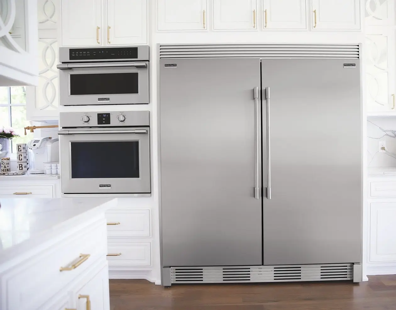 Frigidaire FPMO3077TF 30 Inch Built-In Convection Microwave Oven ...